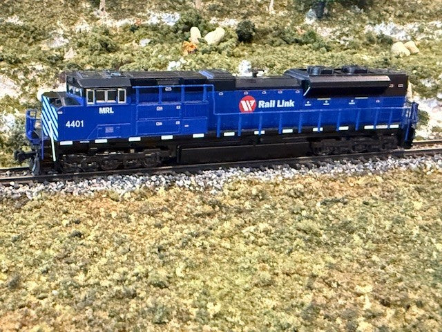 Kato EMD SD70ACe - Montana Rail Link #4401 - DCC - Nonsound - N Scale – Denver Model Trains