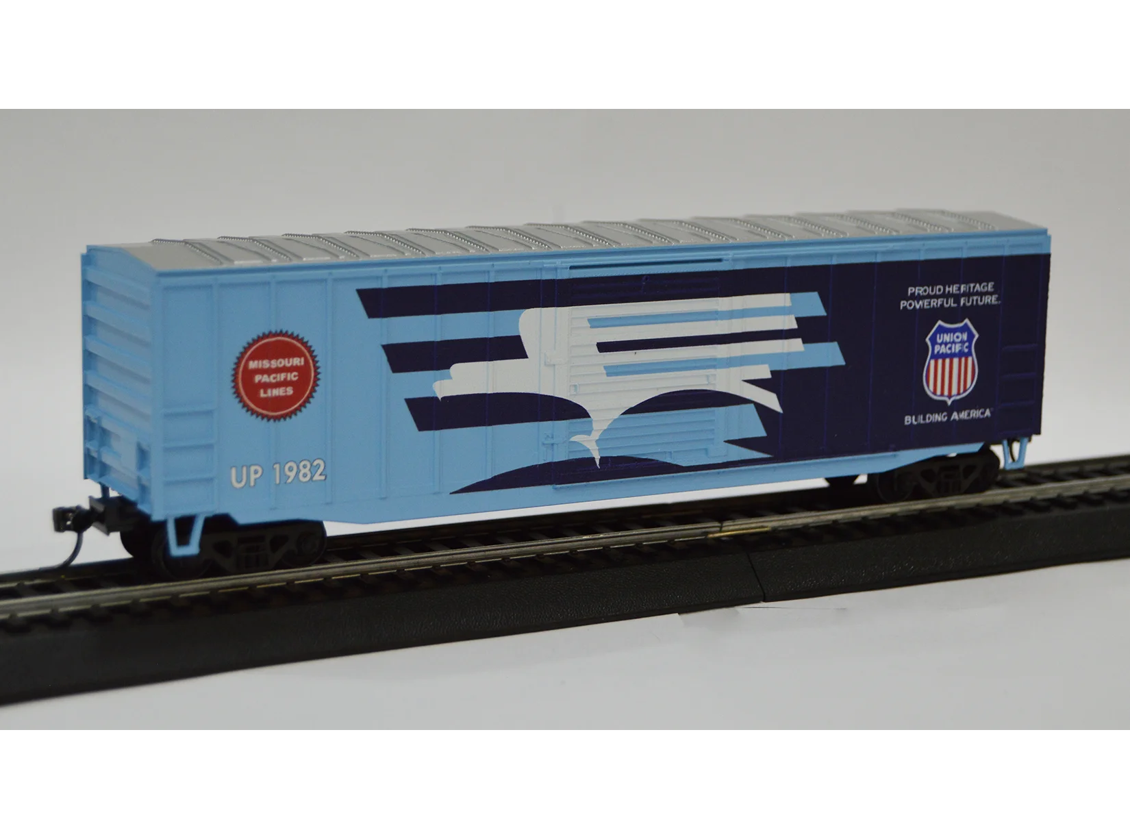 Value Trains Kadee Equipped ACF 50' 6" Boxcar - Union Pacific #1982 ...